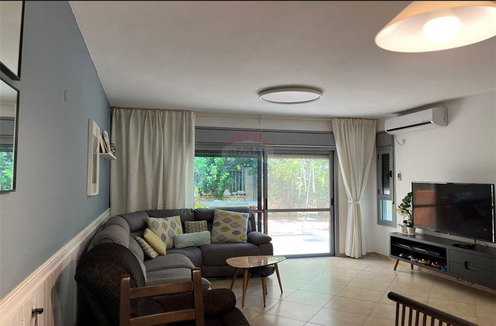 ענת סביר | רימקס GOLD - יועצת נדל"ן